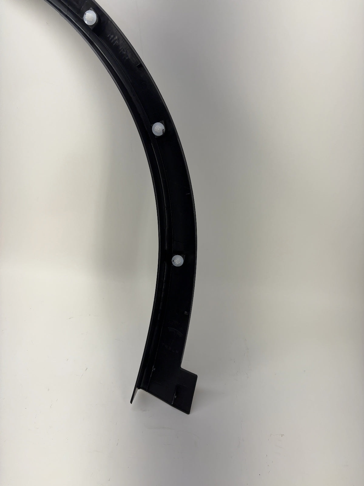 2022 Tesla Model X Front Right Wheel Arch Molding 1608095-00-F ...