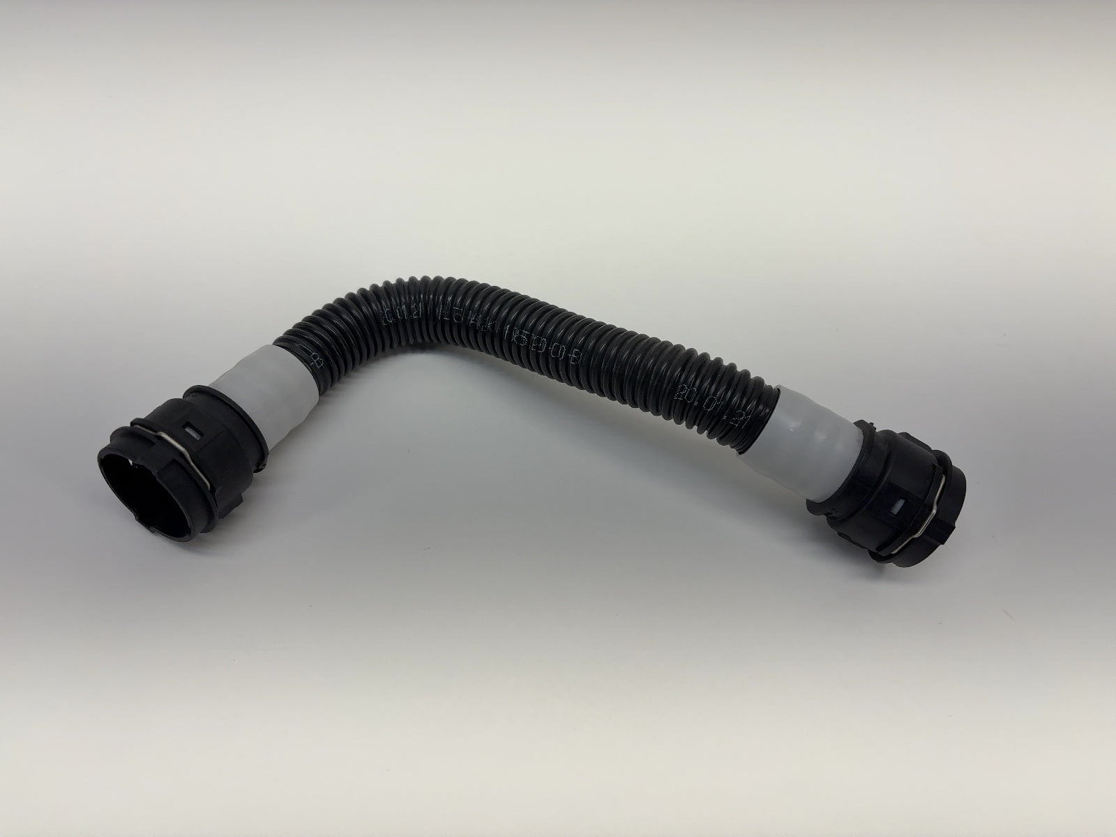 2025 Tesla Model X Coolant Hose 1585720-00-B – Calimotive Auto Recycling